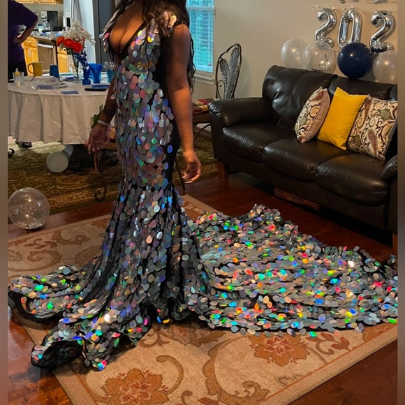 Dresses | Selling Prom Dress | Poshmark